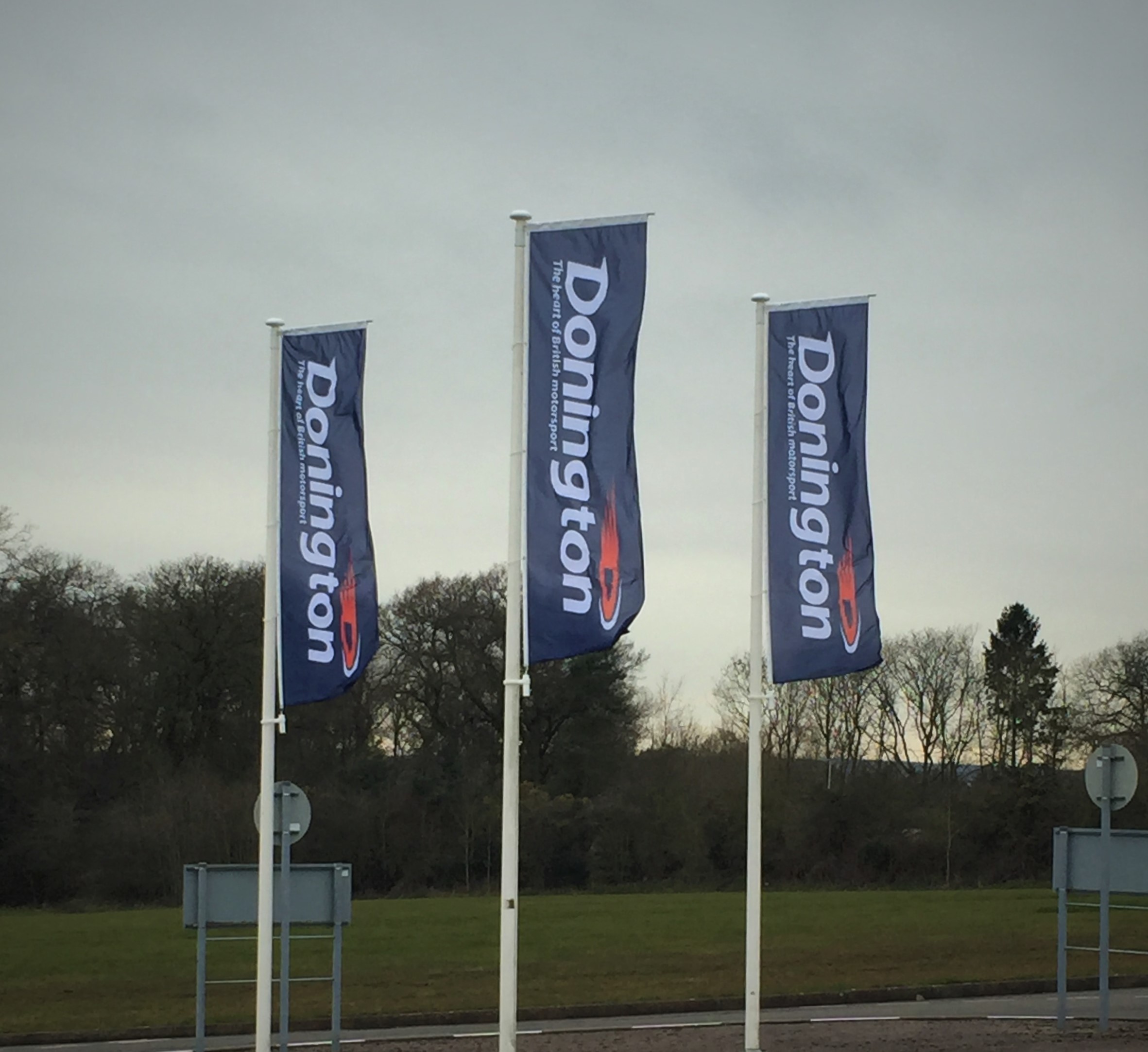 Classic fibreglass flagpole with flag arm - Flagpole Express