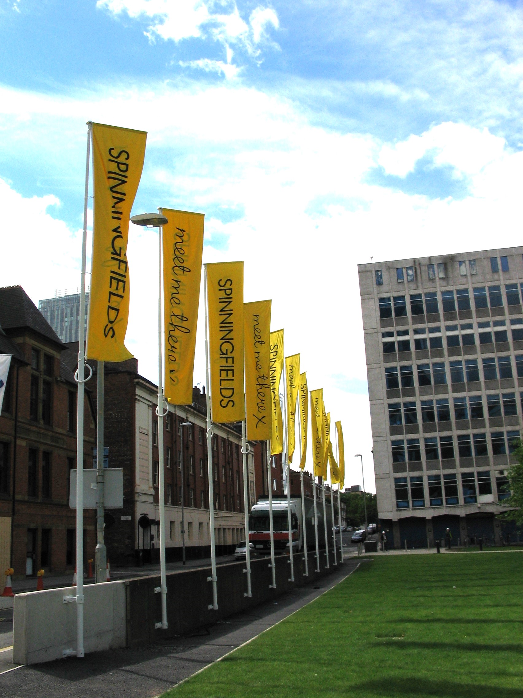 Premier aluminium architectural flagpoles - Flagpole Express